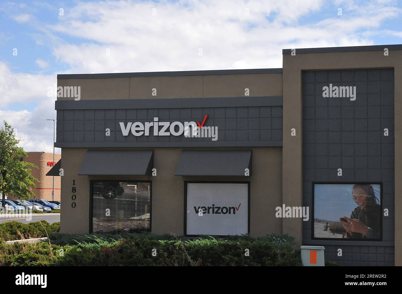 Verzon telephone rovider hi-res stock photography and images - Alamy