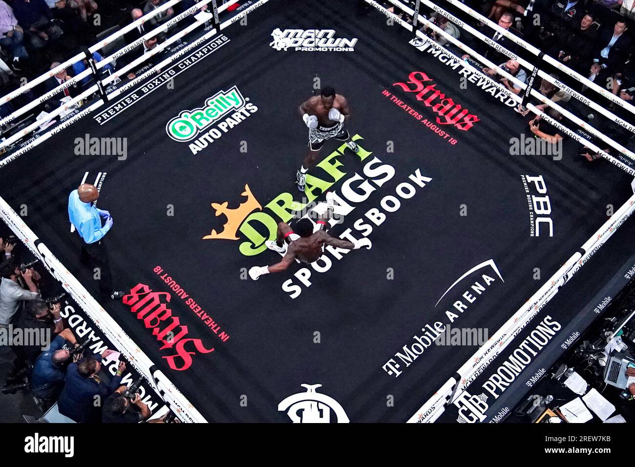 Terence Crawford knocks down Errol Spence Jr. in an undisputed ...