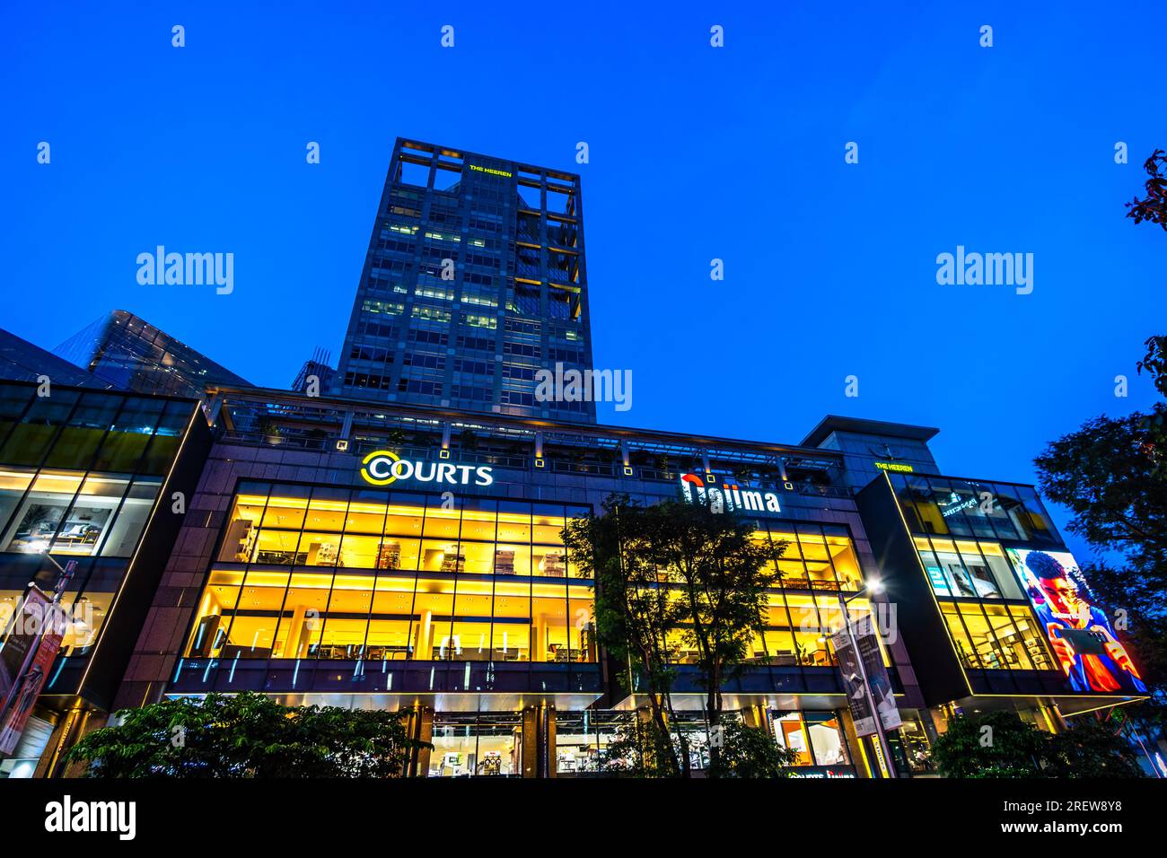 The Heeren , is aimed at the young and the fashionable. Situated in the ...