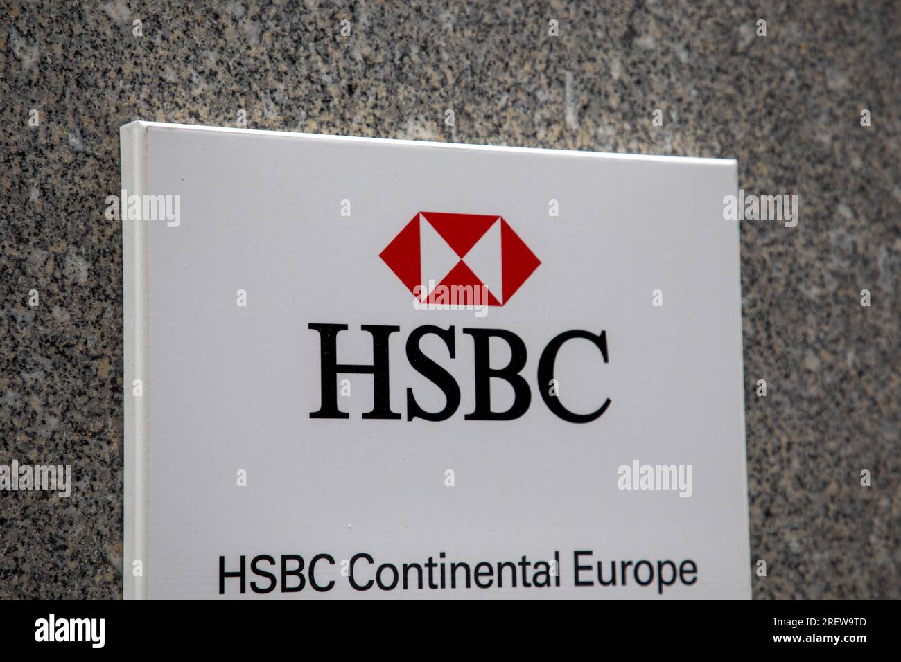 Bordeaux , France - 07 28 2023 : HSBC bank text logo swiss and sign ...