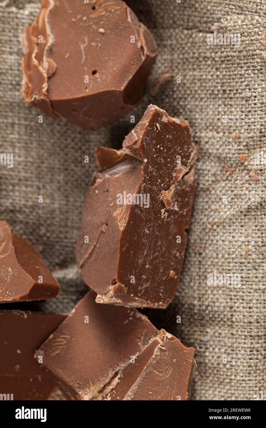 Real cocoa bean hi-res stock photography and images - Alamy