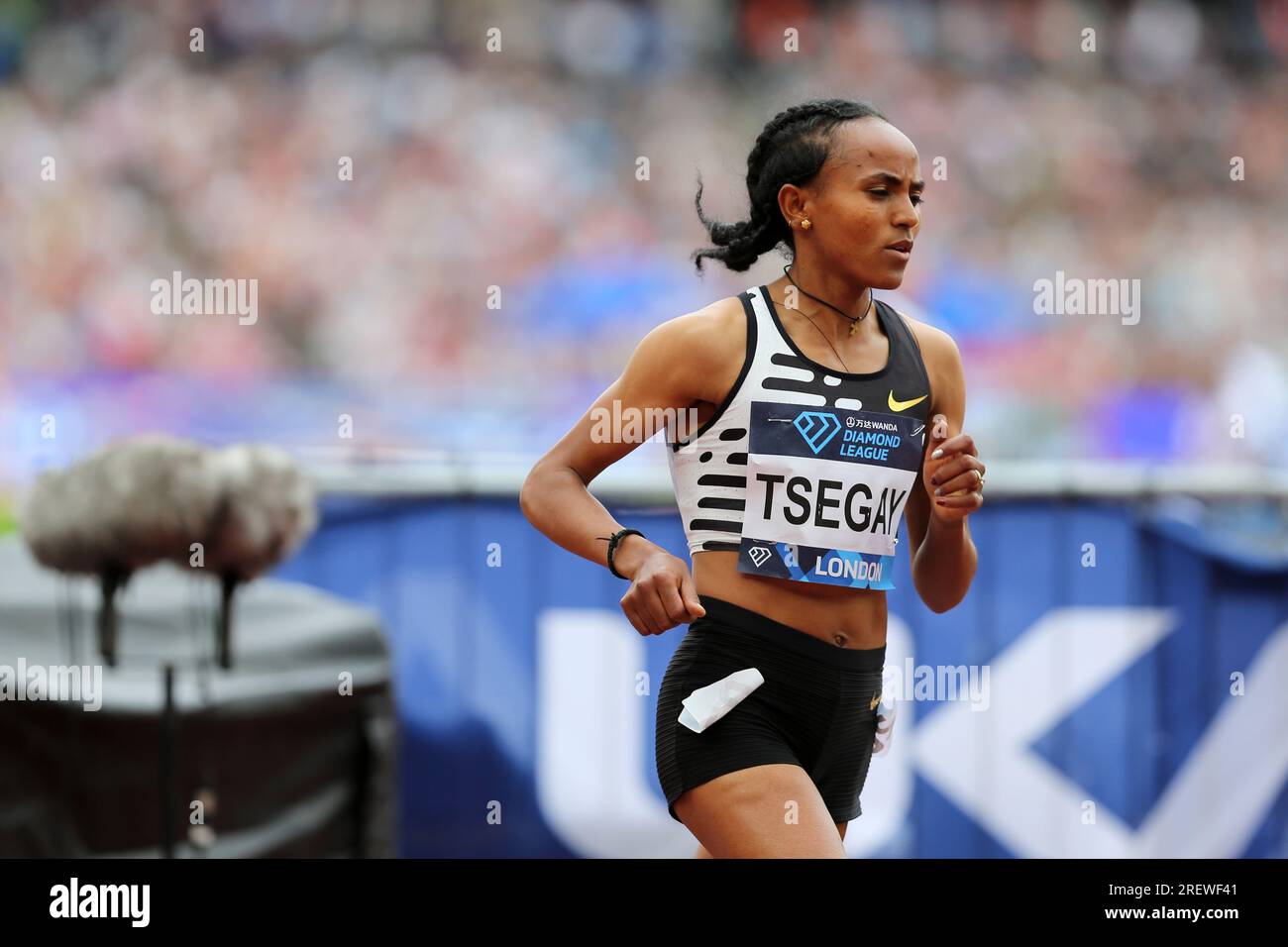 Gudaf TSEGAY (Ethiopia) competing in the Women's 5000m Final at the ...