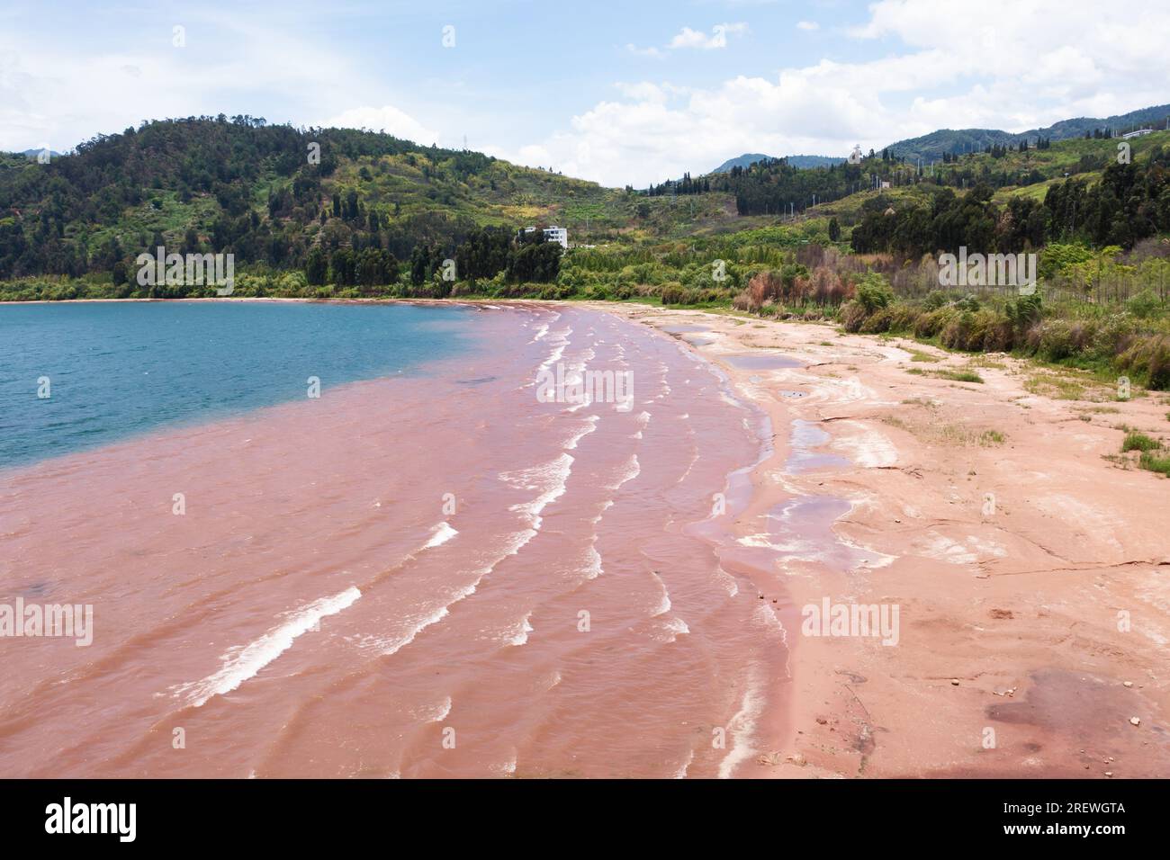 China red beach hi-res stock photography and images - Alamy
