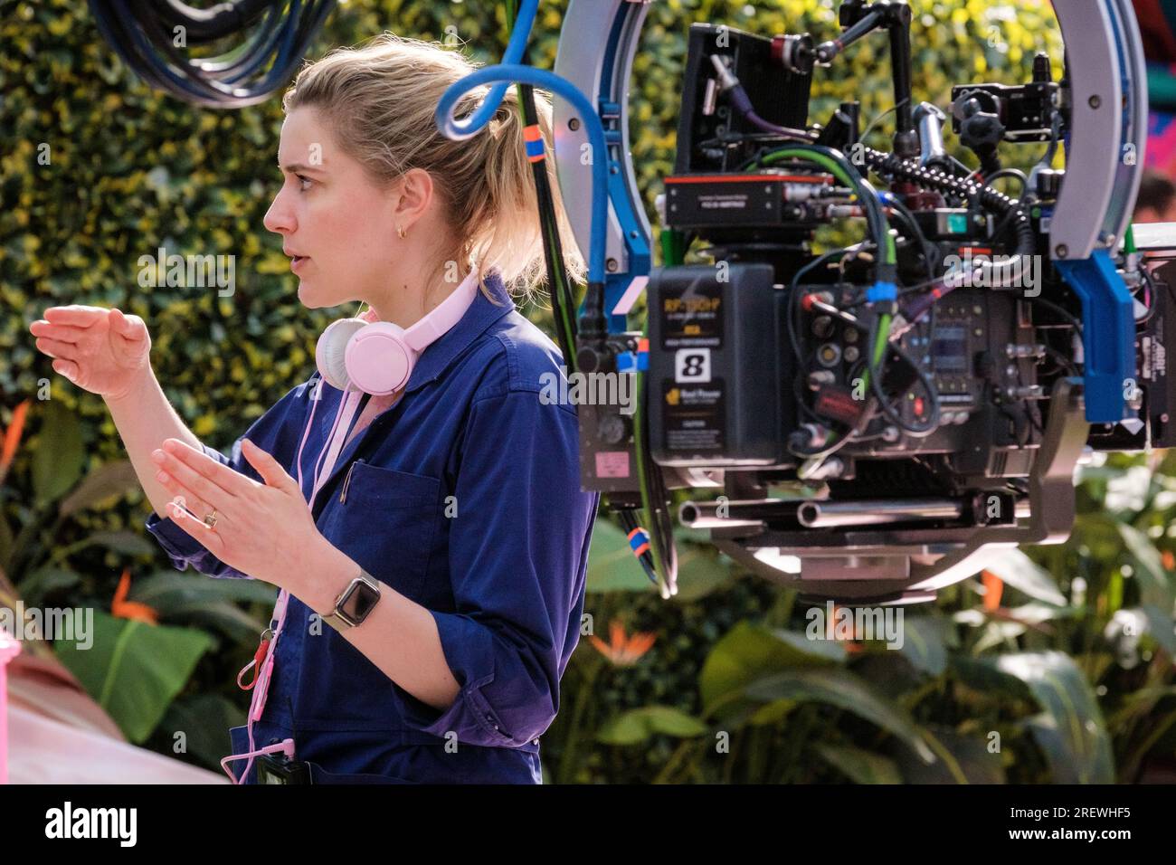 GRETA GERWIG in BARBIE (2023), directed by GRETA GERWIG. Credit: WARNER ...