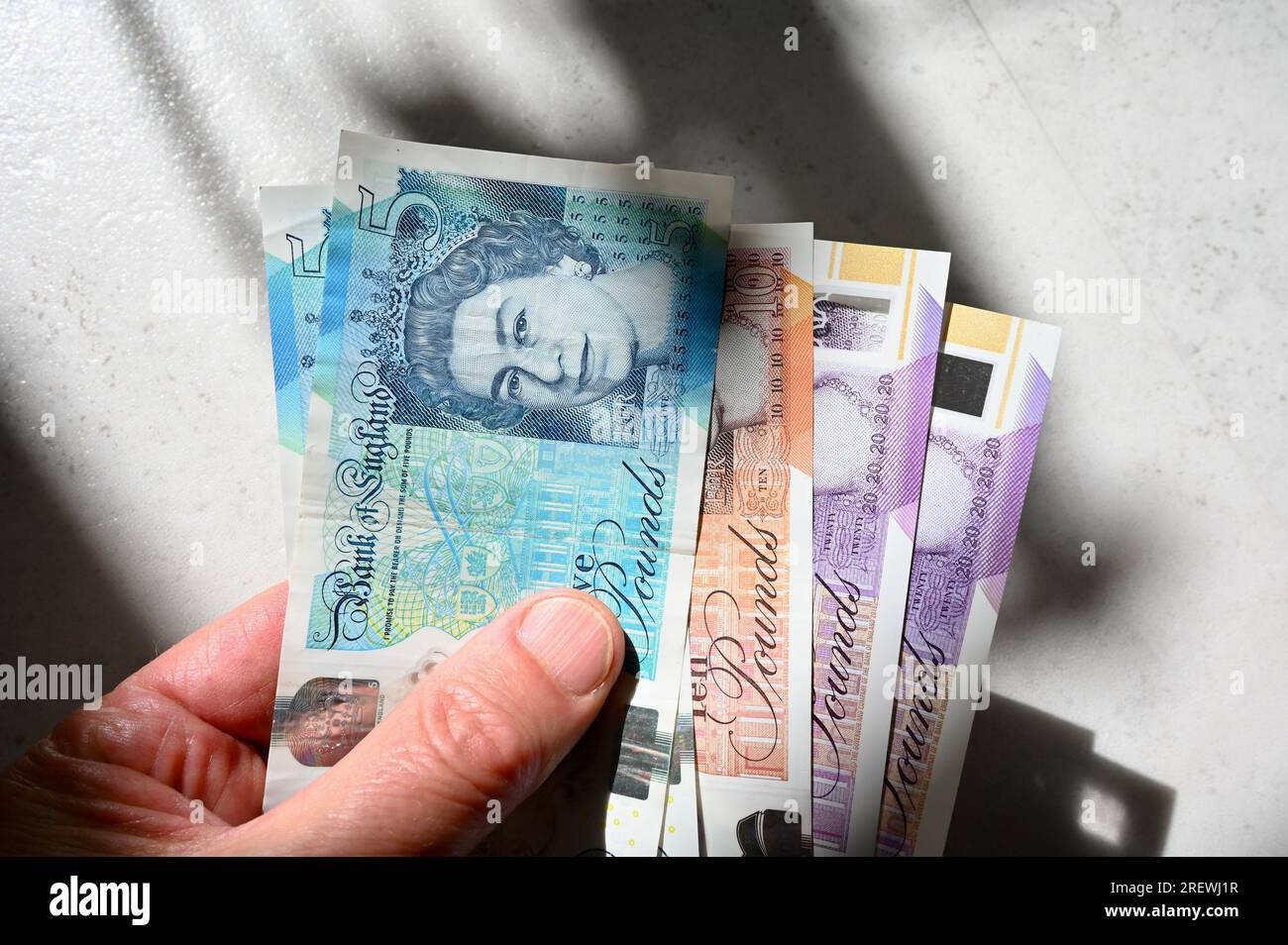 Five and ten hi-res stock photography and images - Alamy