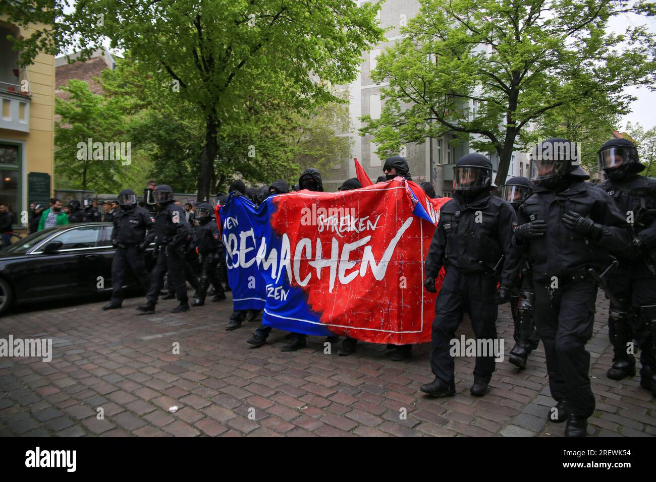 Police autonome hi-res stock photography and images - Alamy