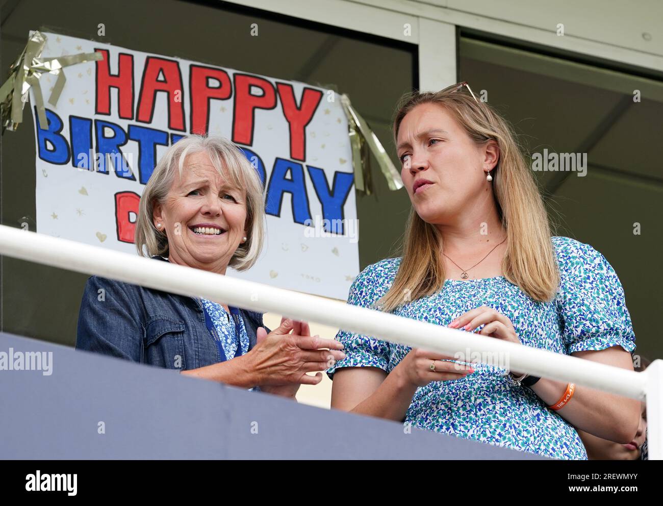 Englands stuart broad with sister gemma broad hi-res stock photography ...