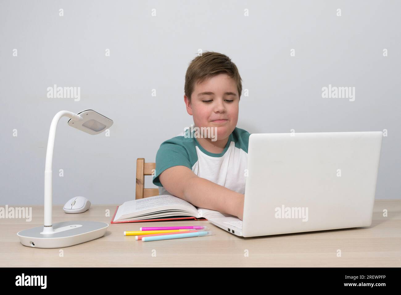 Boy computer study table hi-res stock photography and images - Alamy