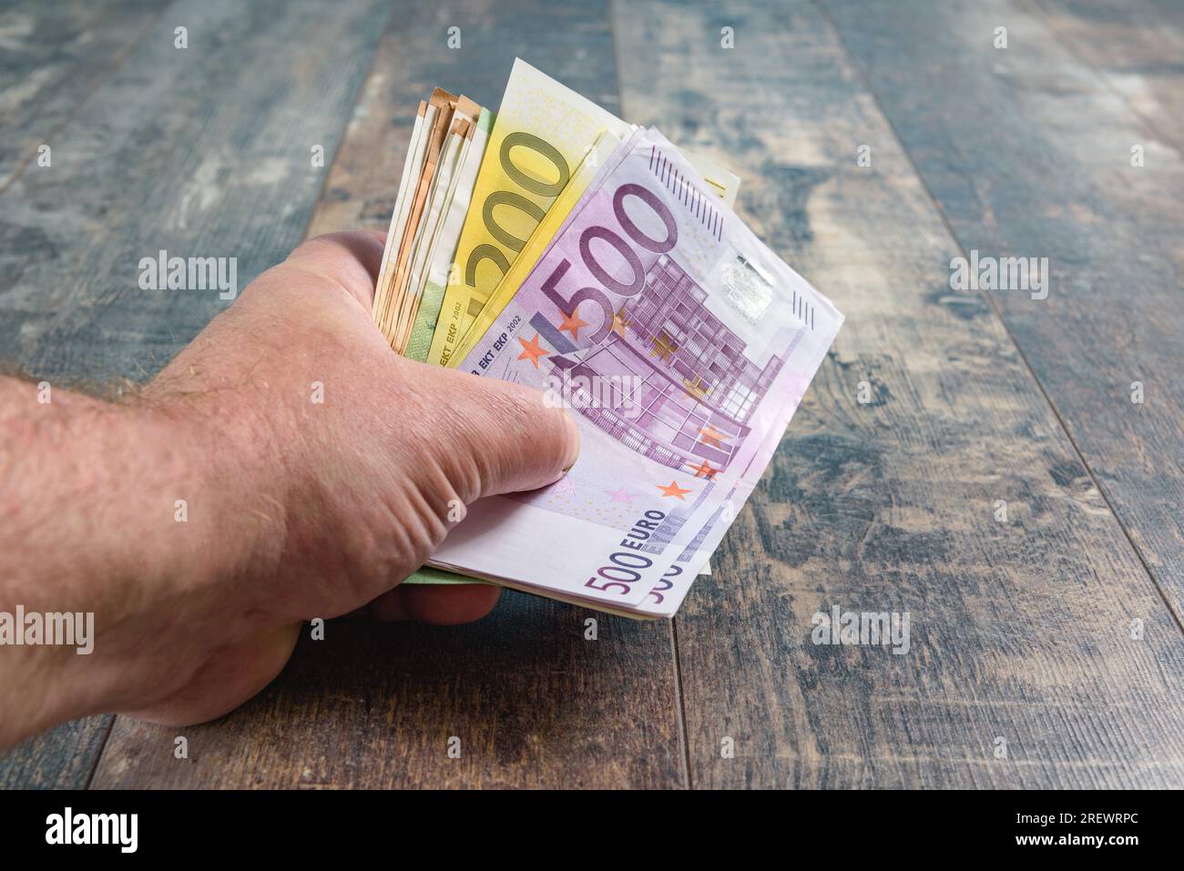 Large banknotes hi-res stock photography and images - Alamy