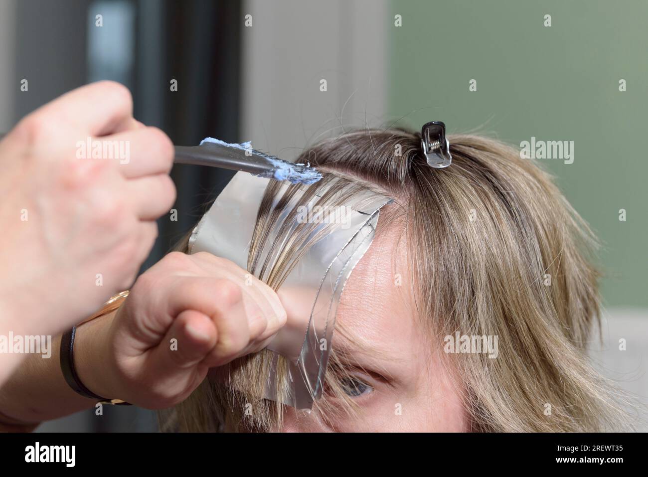 Position of fixing hair on the head during the dyeing process. use of ...