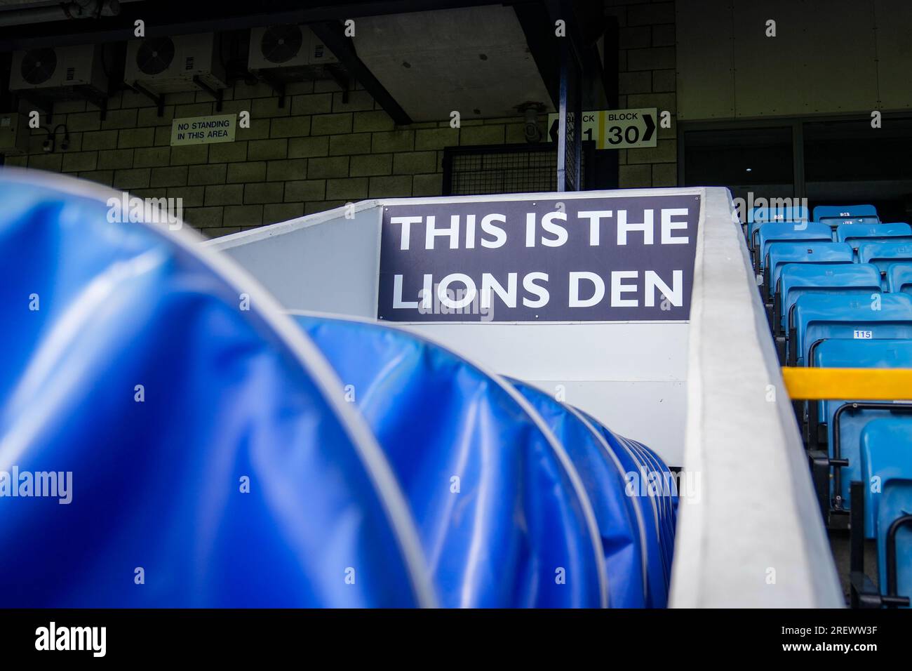 The den stadium hi-res stock photography and images - Alamy