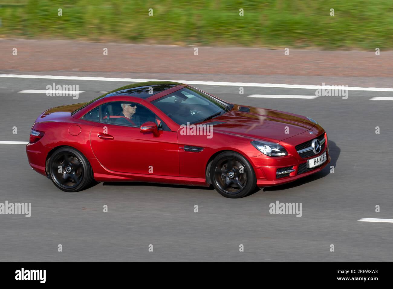 Mercedes benz slk slk200 amg sport hi-res stock photography and images ...
