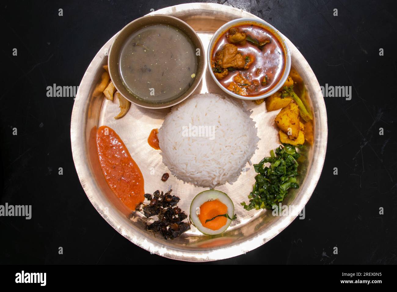 Dal bhat tarkari hi-res stock photography and images - Alamy