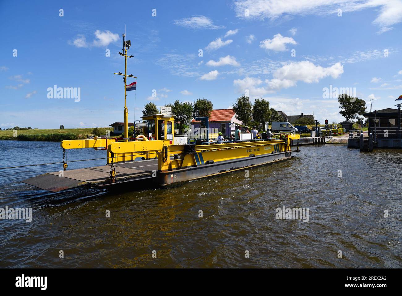 Cable ferry service hi-res stock photography and images - Alamy