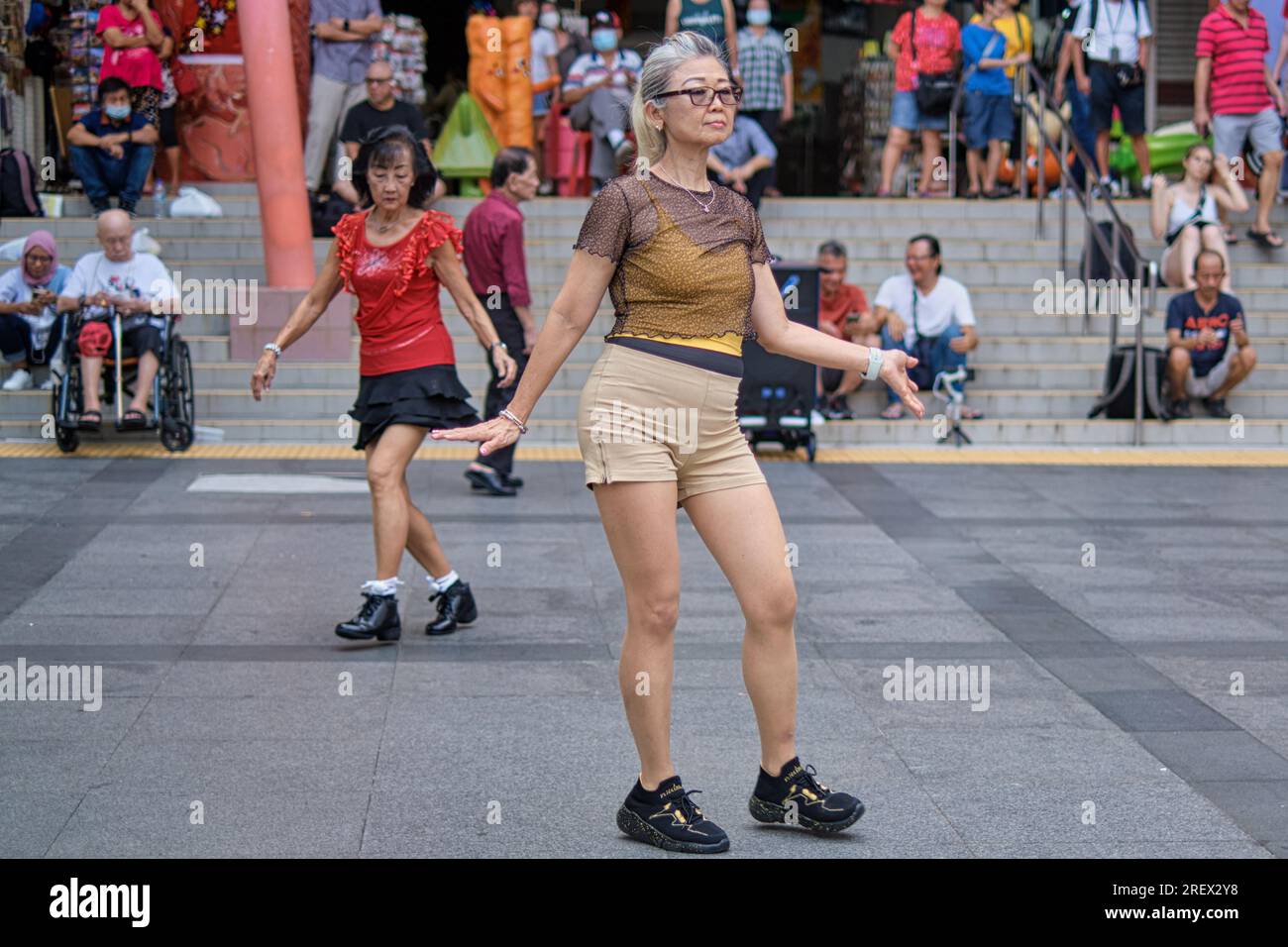 Elderly women dancing hi-res stock photography and images - Alamy