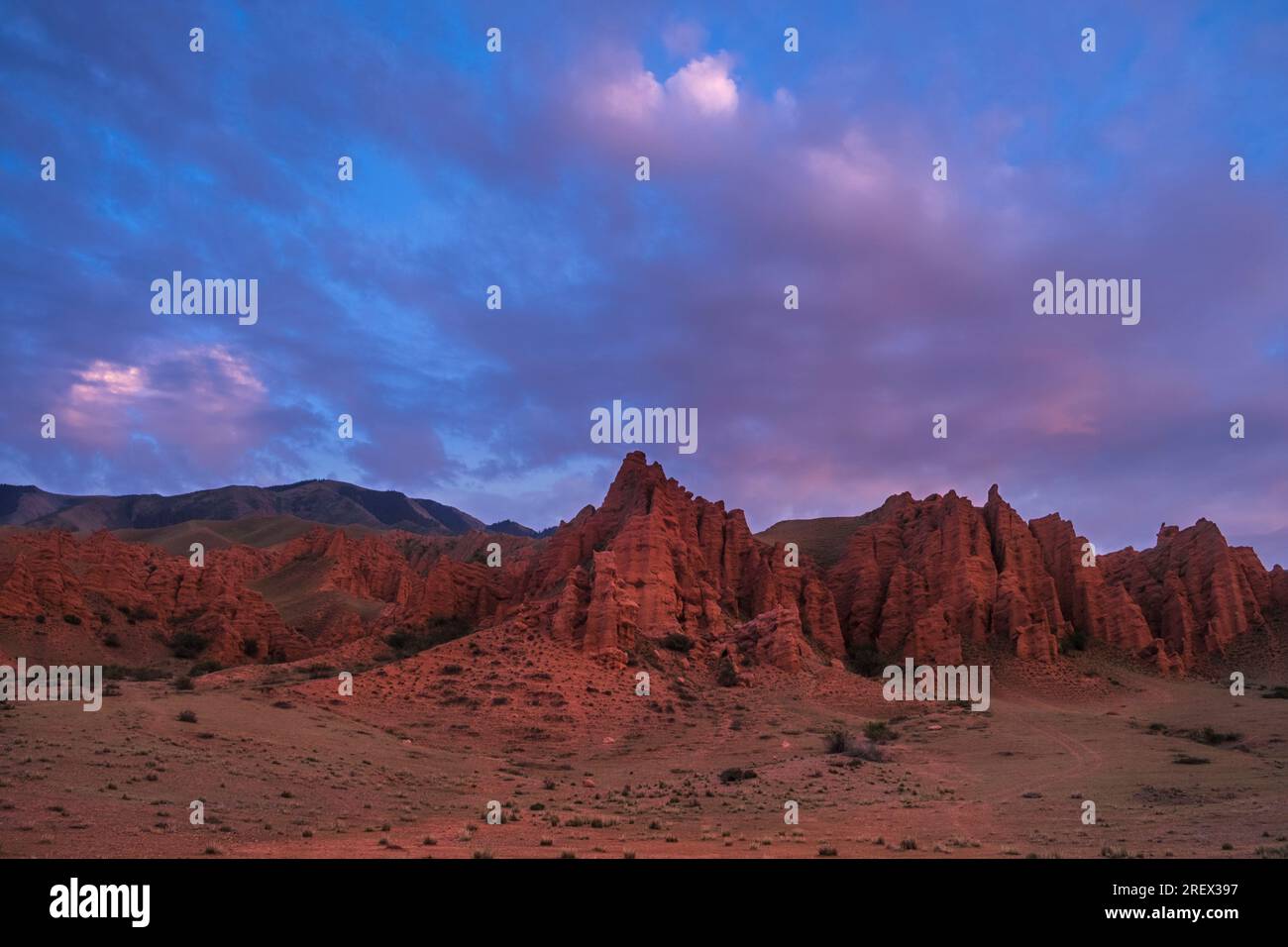 Tract Zhaman uy in mountains of Kazakhstan on platey Assy. Fantastic ...