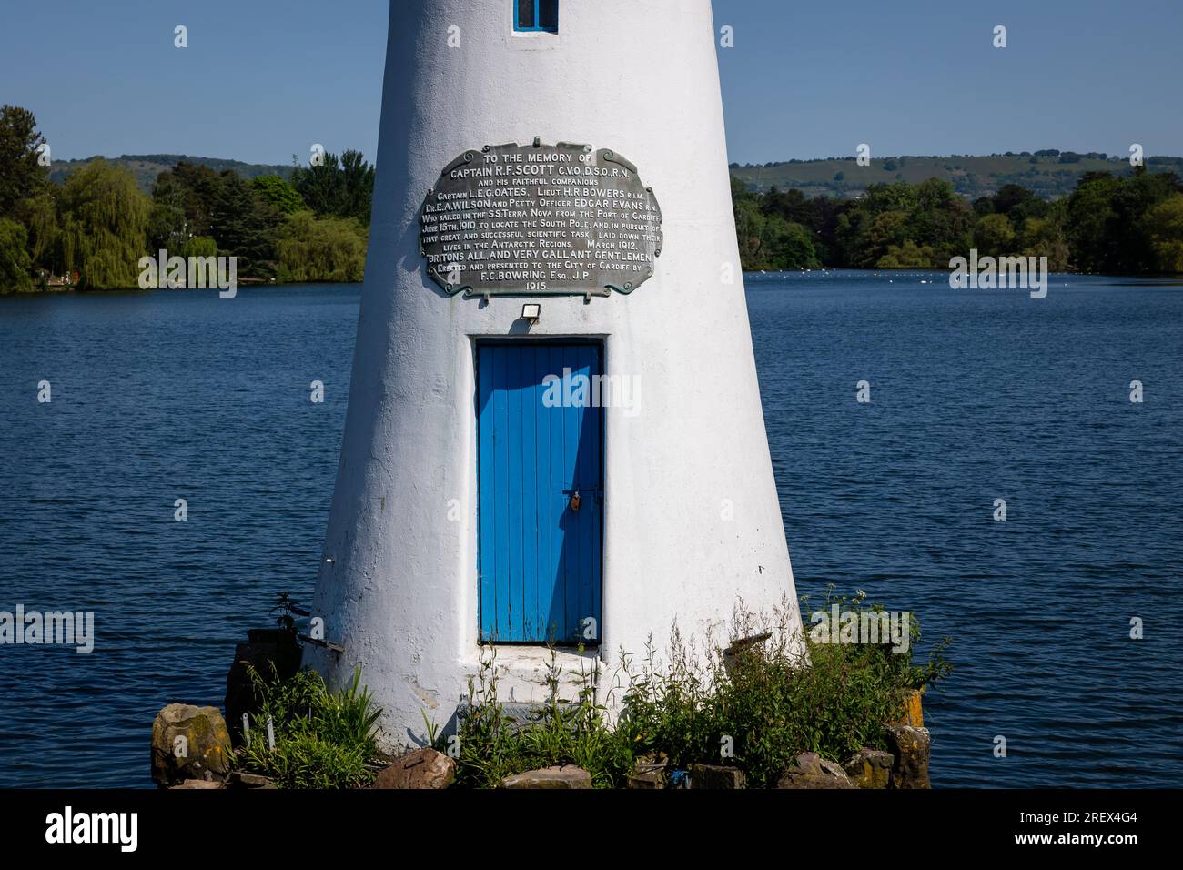 Roath Park stands in a beautiful location at the centre of this busy ...