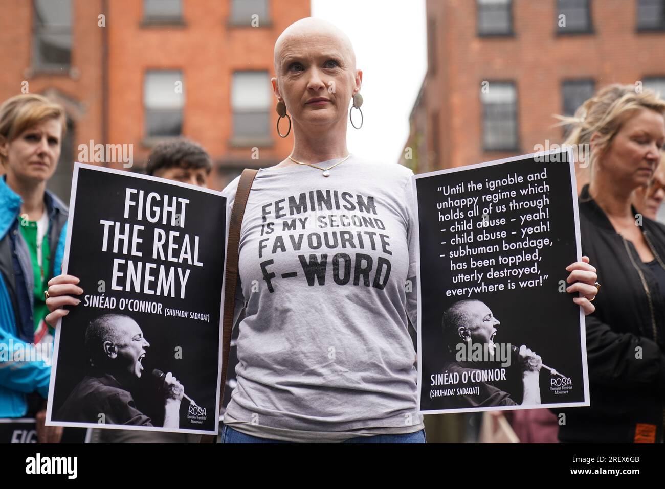 Karen Dempsey joins fans at Barnardo Square in Dublin's city centre to ...