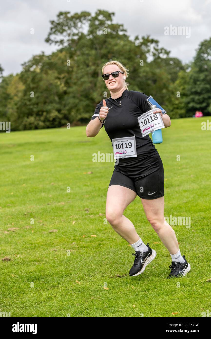 Cancer research charity run hi-res stock photography and images - Alamy