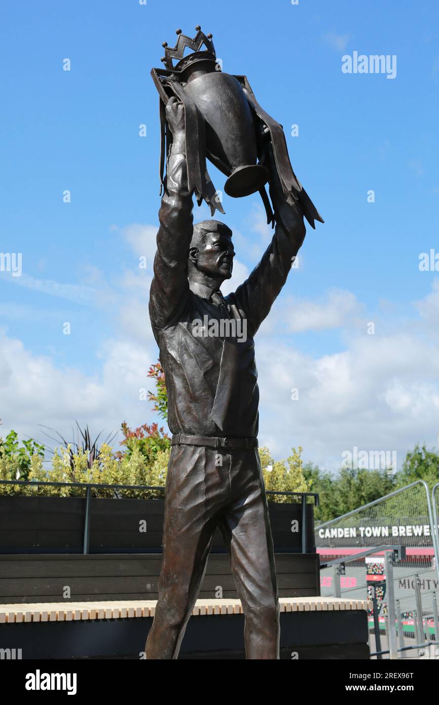 London, UK. 30 July 2023. Arsenal unveil Arsène Wenger statue outside ...