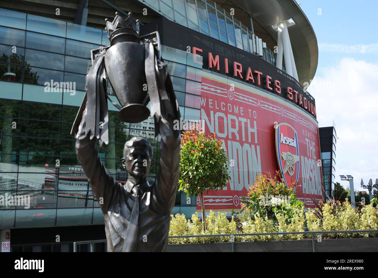 London, UK. 30 July 2023. Arsenal unveil Arsène Wenger statue outside ...