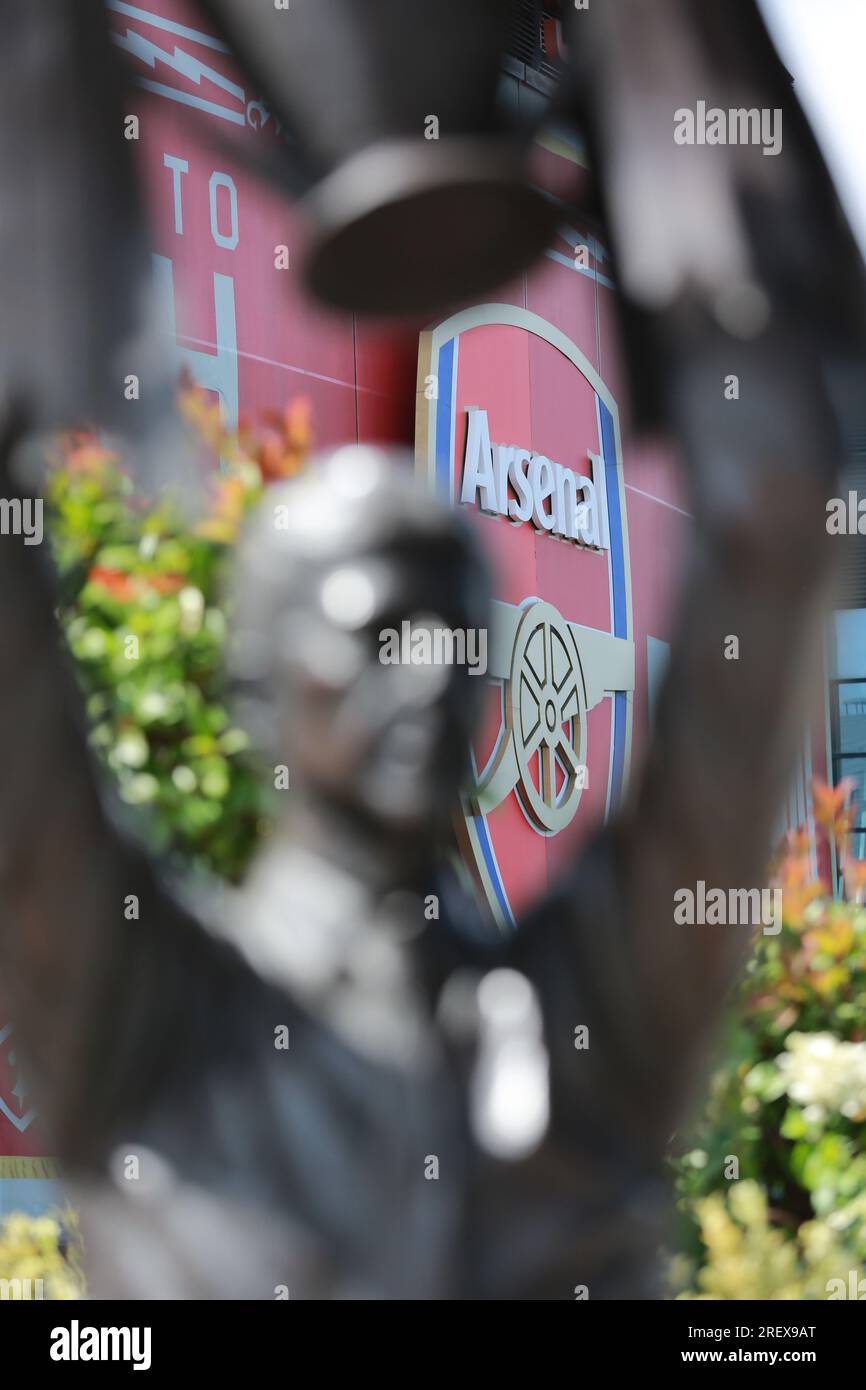 London, UK. 30 July 2023. Arsenal unveil Arsène Wenger statue outside ...