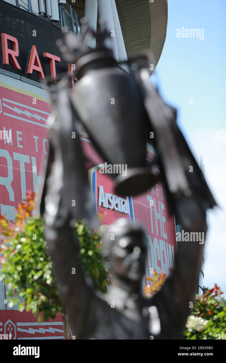 London, UK. 30 July 2023. Arsenal unveil Arsène Wenger statue outside ...