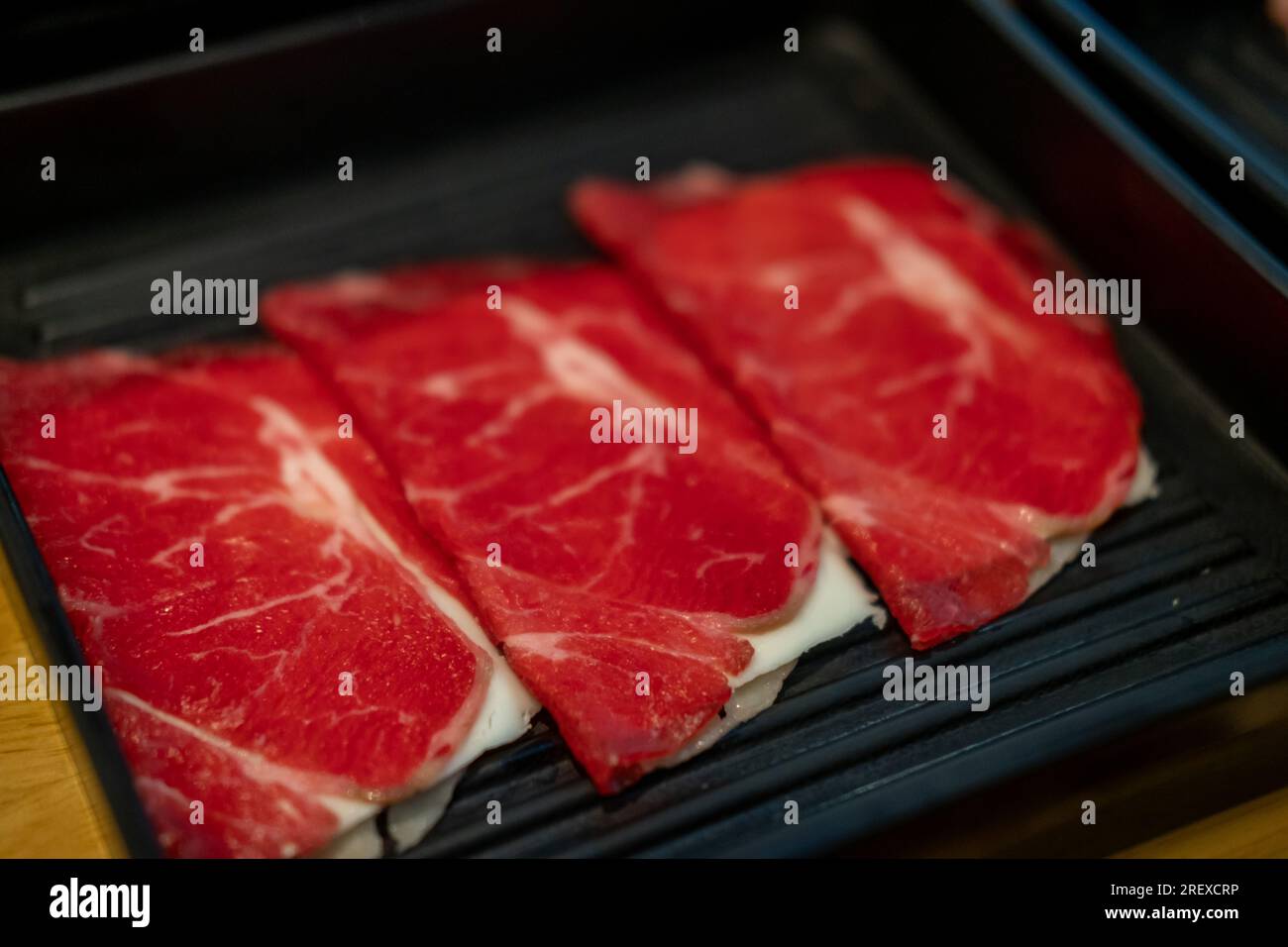 Raw beef chuck roll hi-res stock photography and images - Alamy