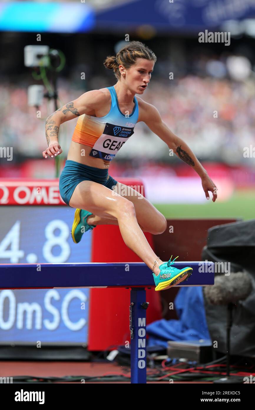 Kristlin GEAR (United States of America) competing in the Women's 3000m ...