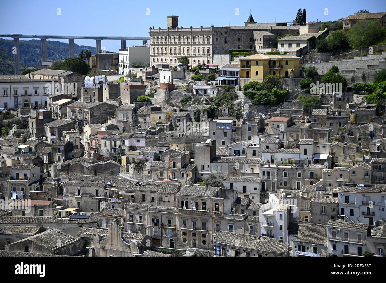The viaduct ragusa hi-res stock photography and images - Alamy