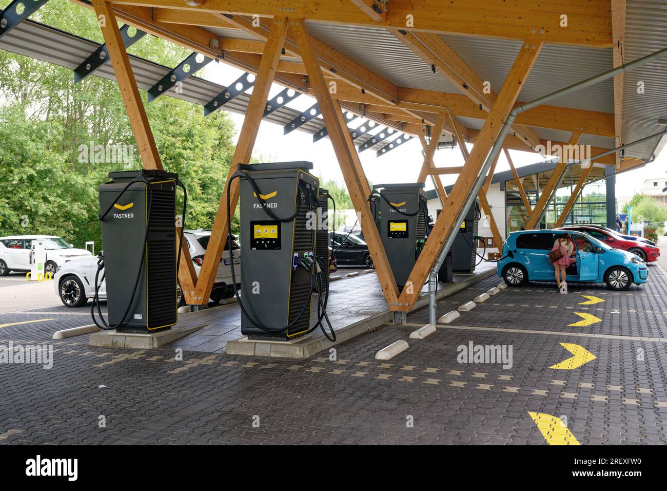 PRODUCTION - 30 July 2023, North Rhine-Westphalia, Cologne: Fast ...