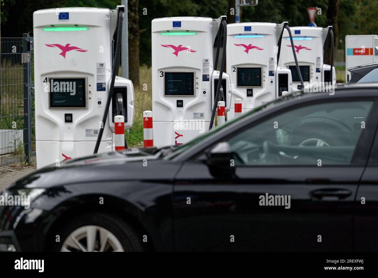 PRODUCTION - 30 July 2023, North Rhine-Westphalia, Cologne: Electric ...