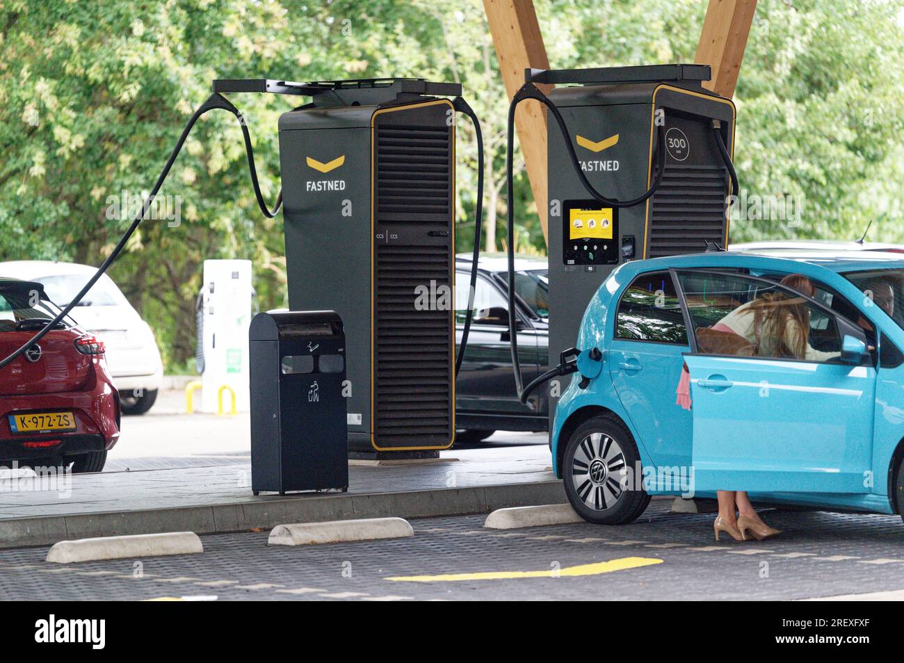 PRODUCTION - 30 July 2023, North Rhine-Westphalia, Cologne: Fast ...