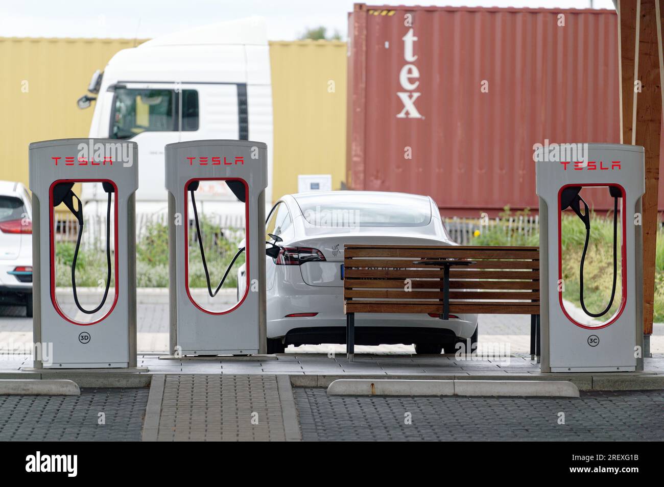 PRODUCTION - 30 July 2023, North Rhine-Westphalia, Cologne ...