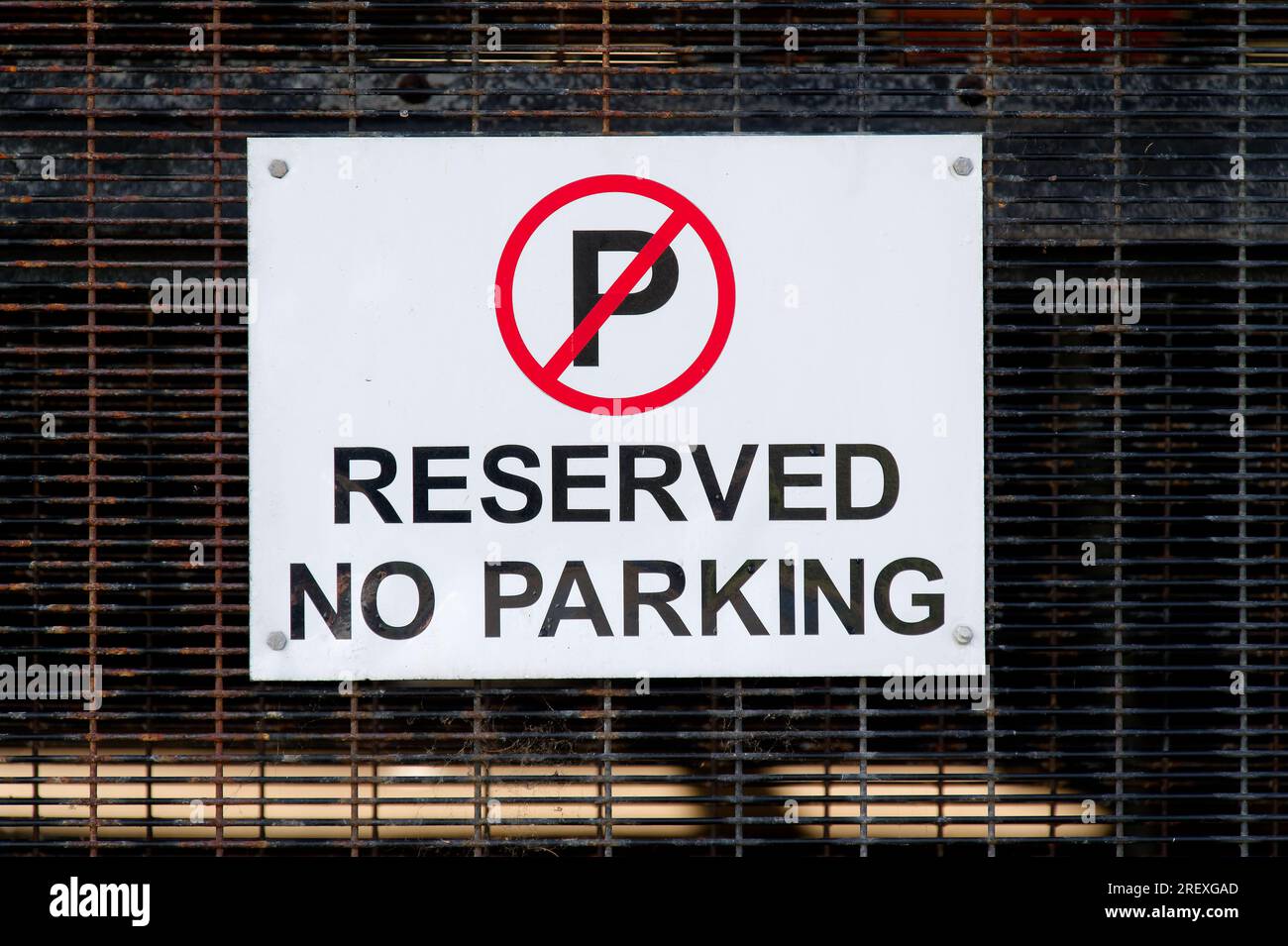 Reserved no parking sign at private car park Stock Photo - Alamy