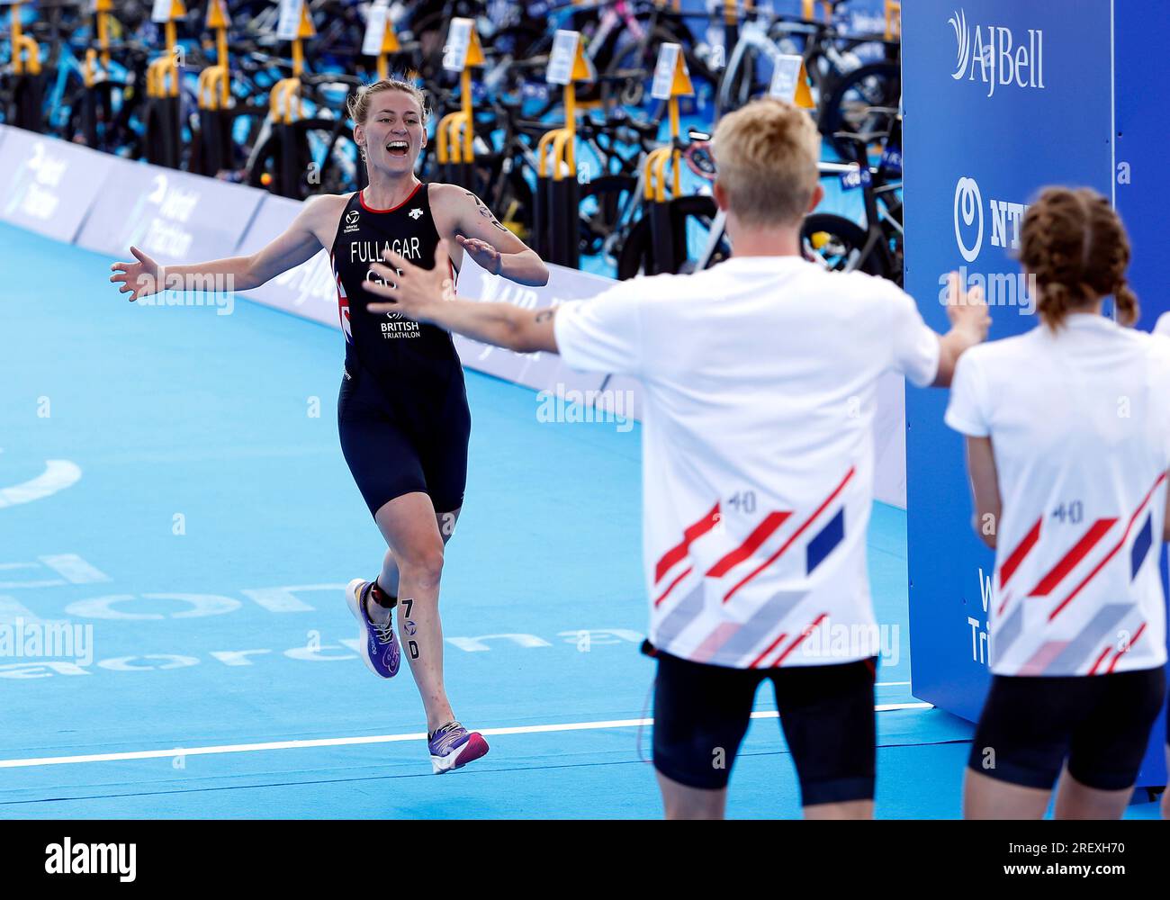 Team Great Britain's Jessica Fullagar celebrates with her team-mates ...