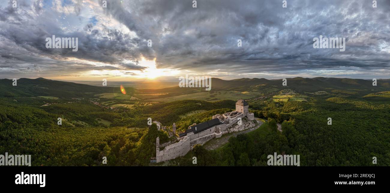 Castle of regec hi-res stock photography and images - Alamy