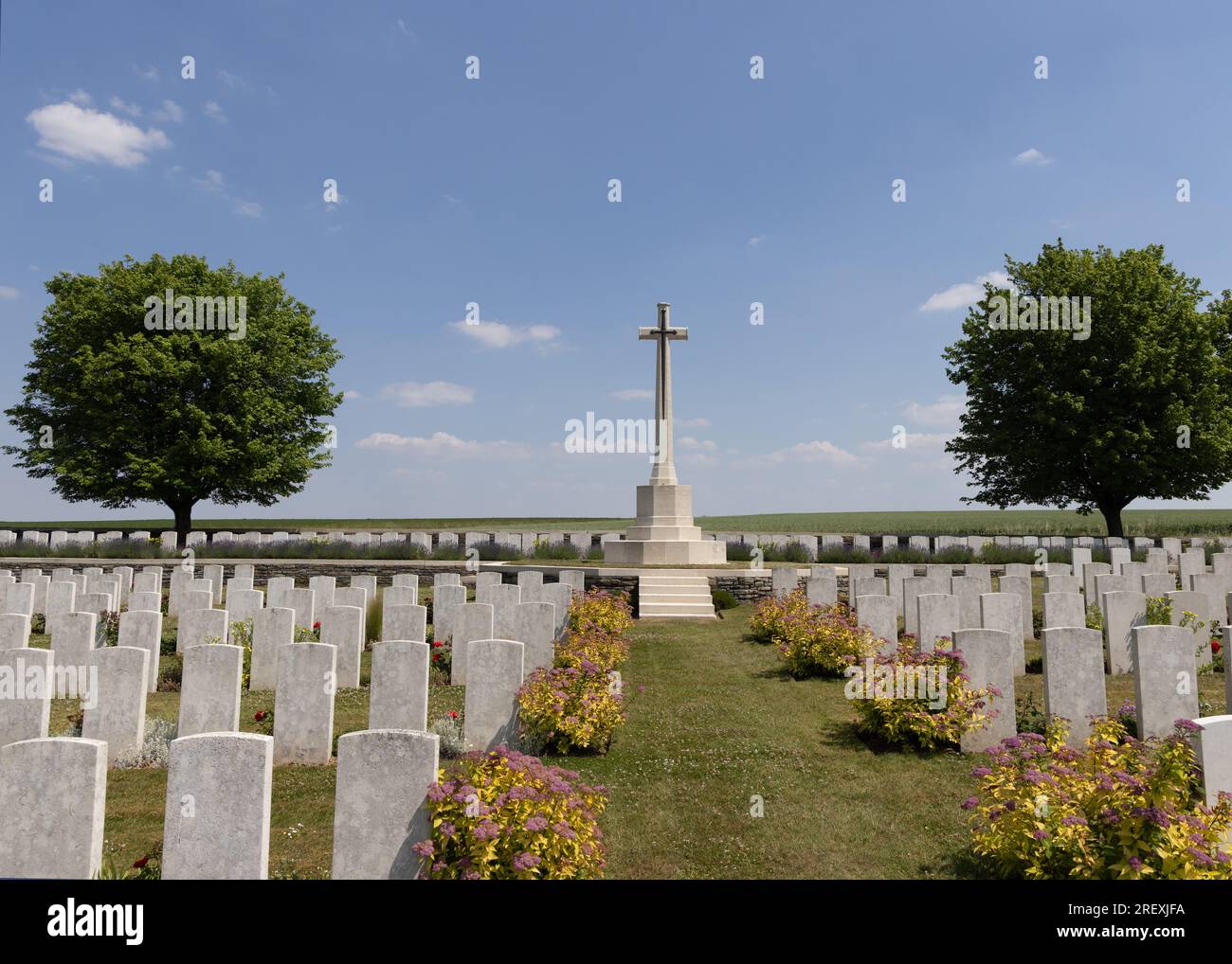 Bulls Road CWGC Great War Cemetery, Flers Stock Photo - Alamy