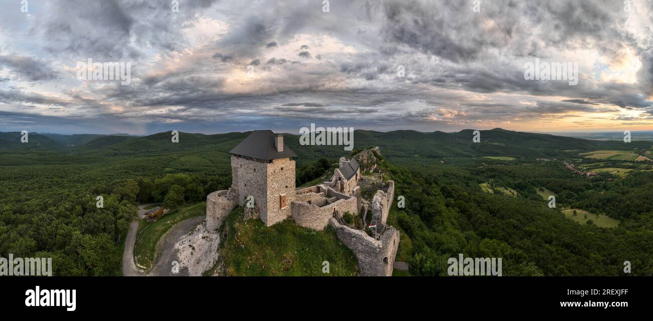Regec castle hi-res stock photography and images - Alamy