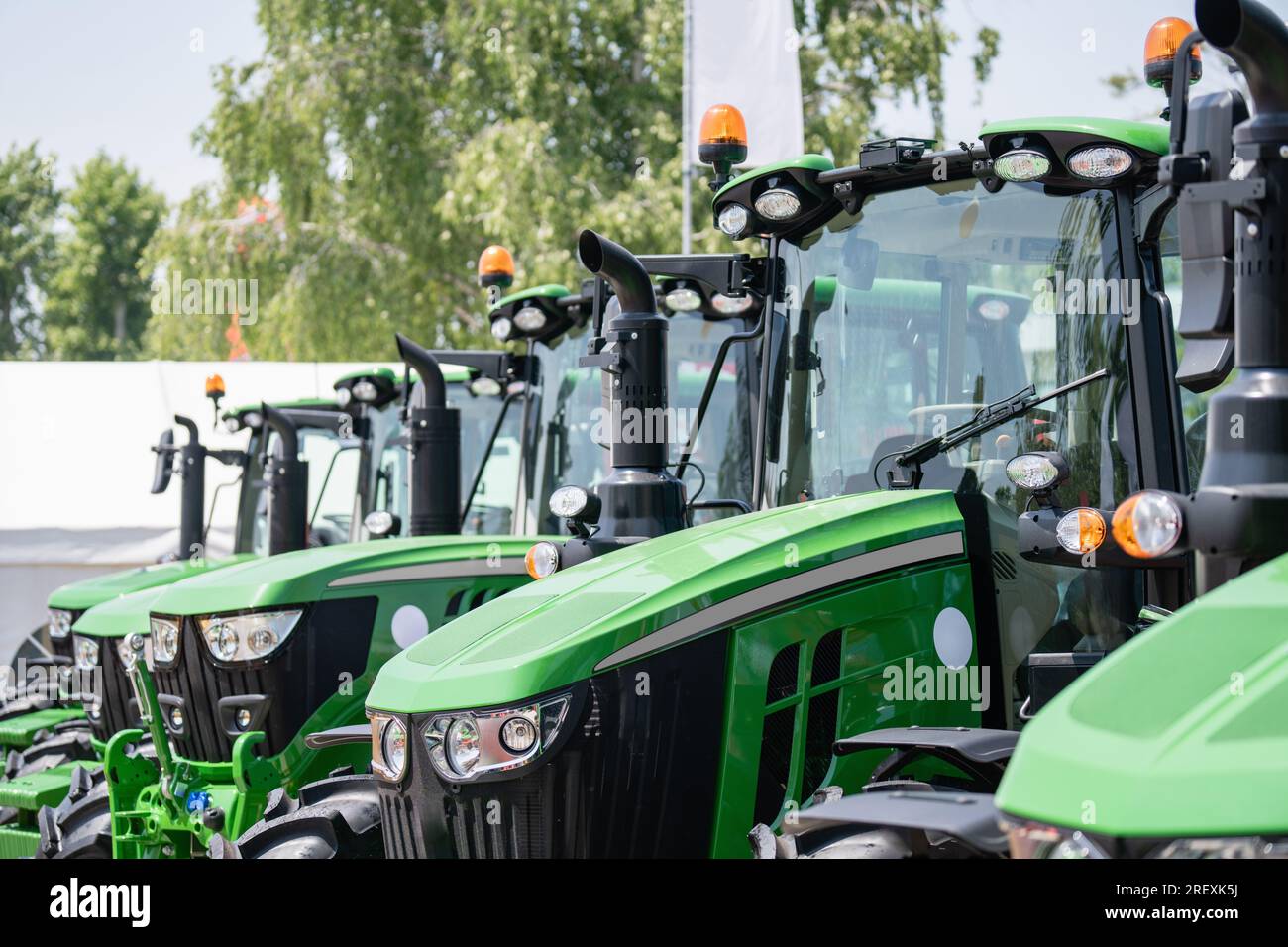 Agriculture heavy equipment tractor hi-res stock photography and images ...
