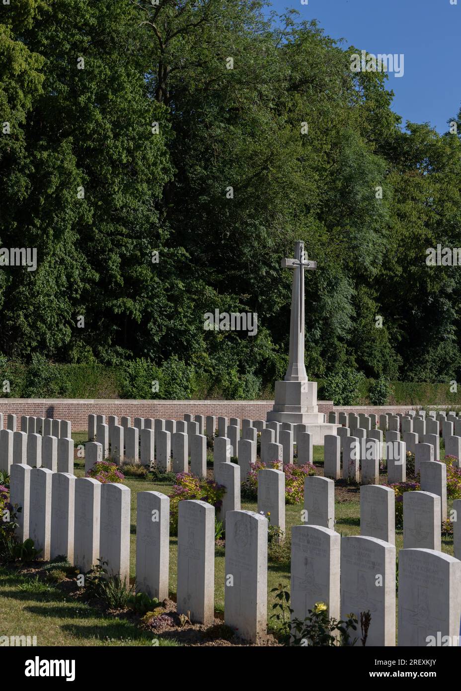 Tilloy-Les-Mofflaines CWGC Cemetery of the Great War Stock Photo - Alamy