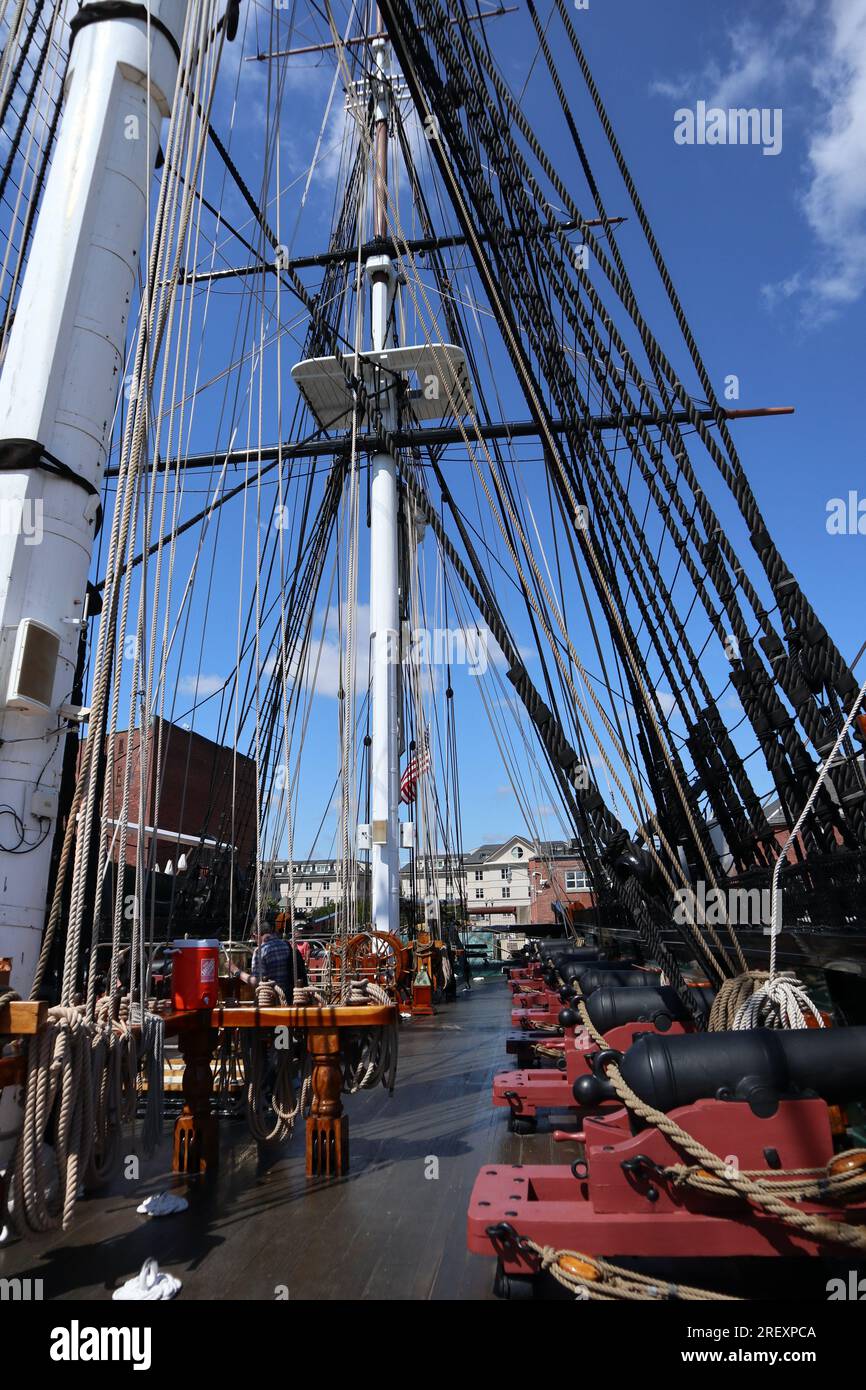 Uss constitution ship and museum hi-res stock photography and images ...