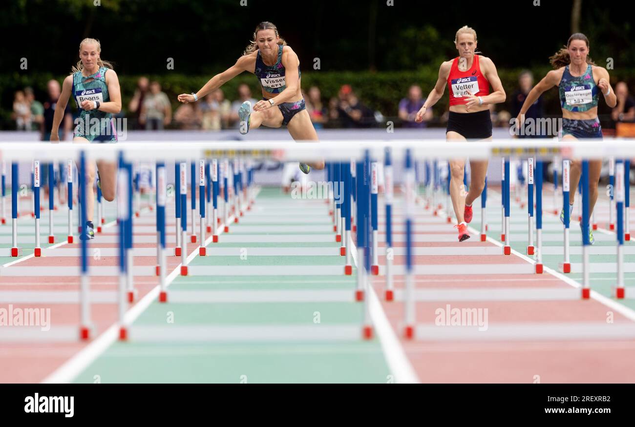 100 meter final women hi-res stock photography and images - Alamy