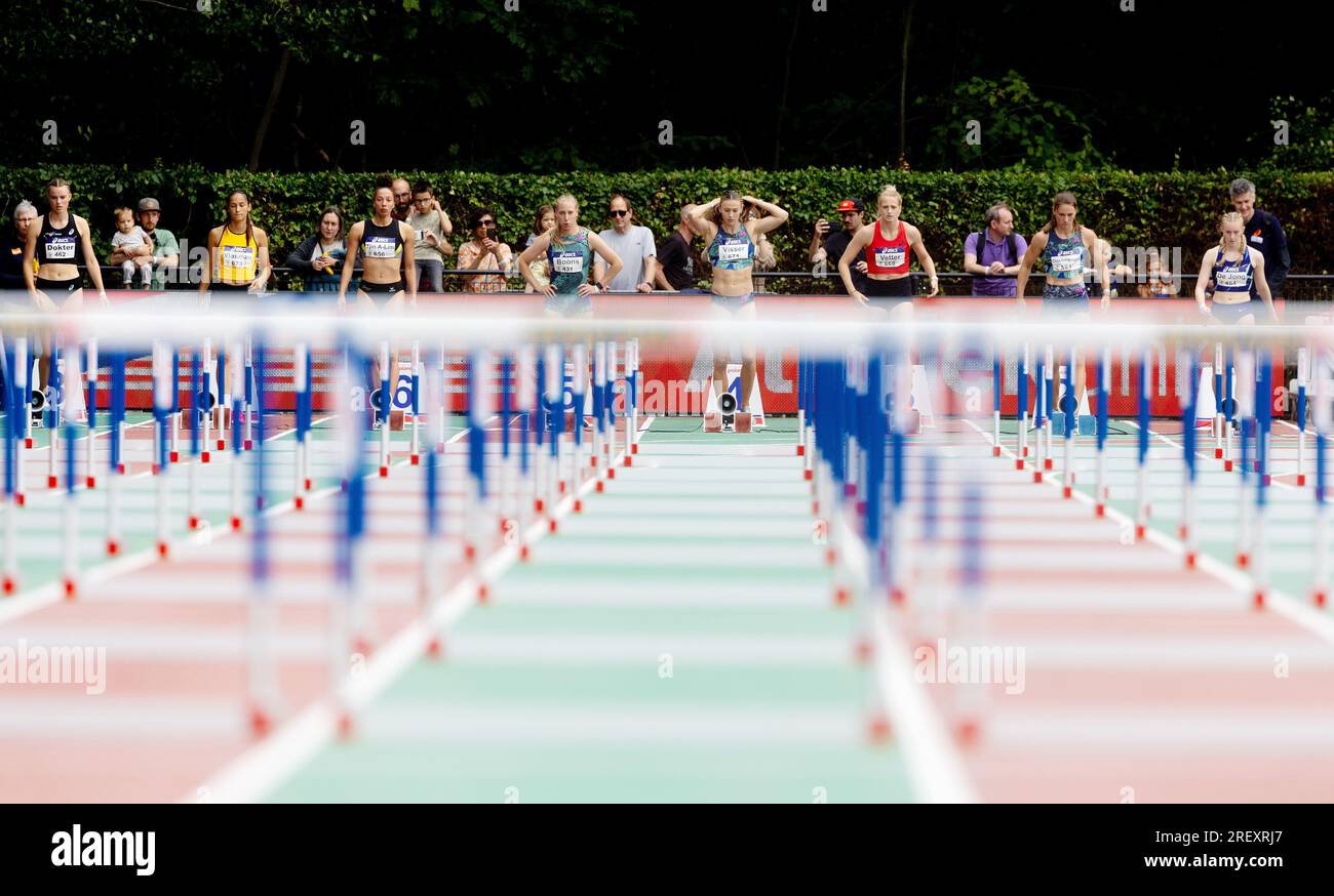 100 meter final women hi-res stock photography and images - Alamy