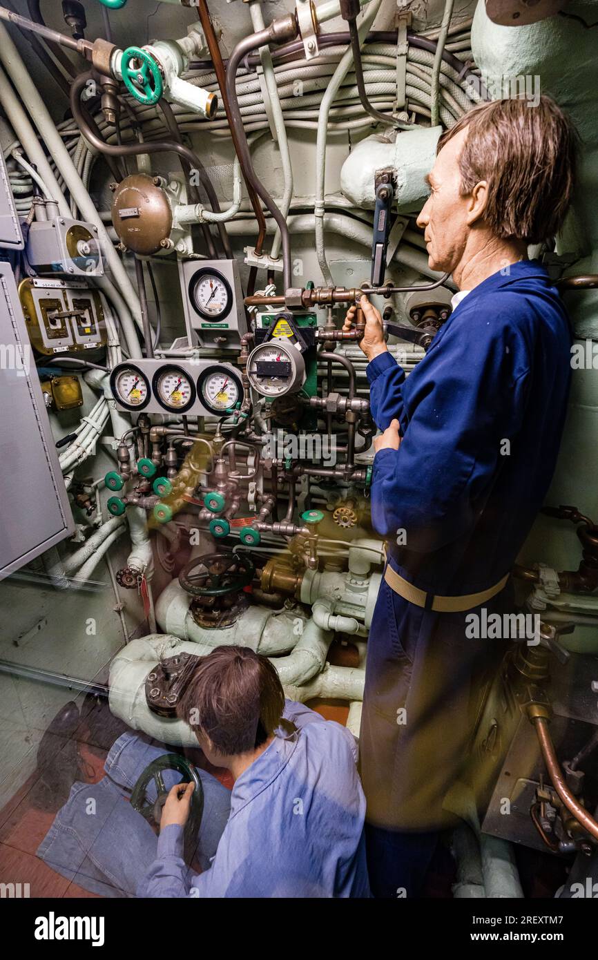 The USS Nautilus (SSN-571) Interior The Submarine Force Library ...