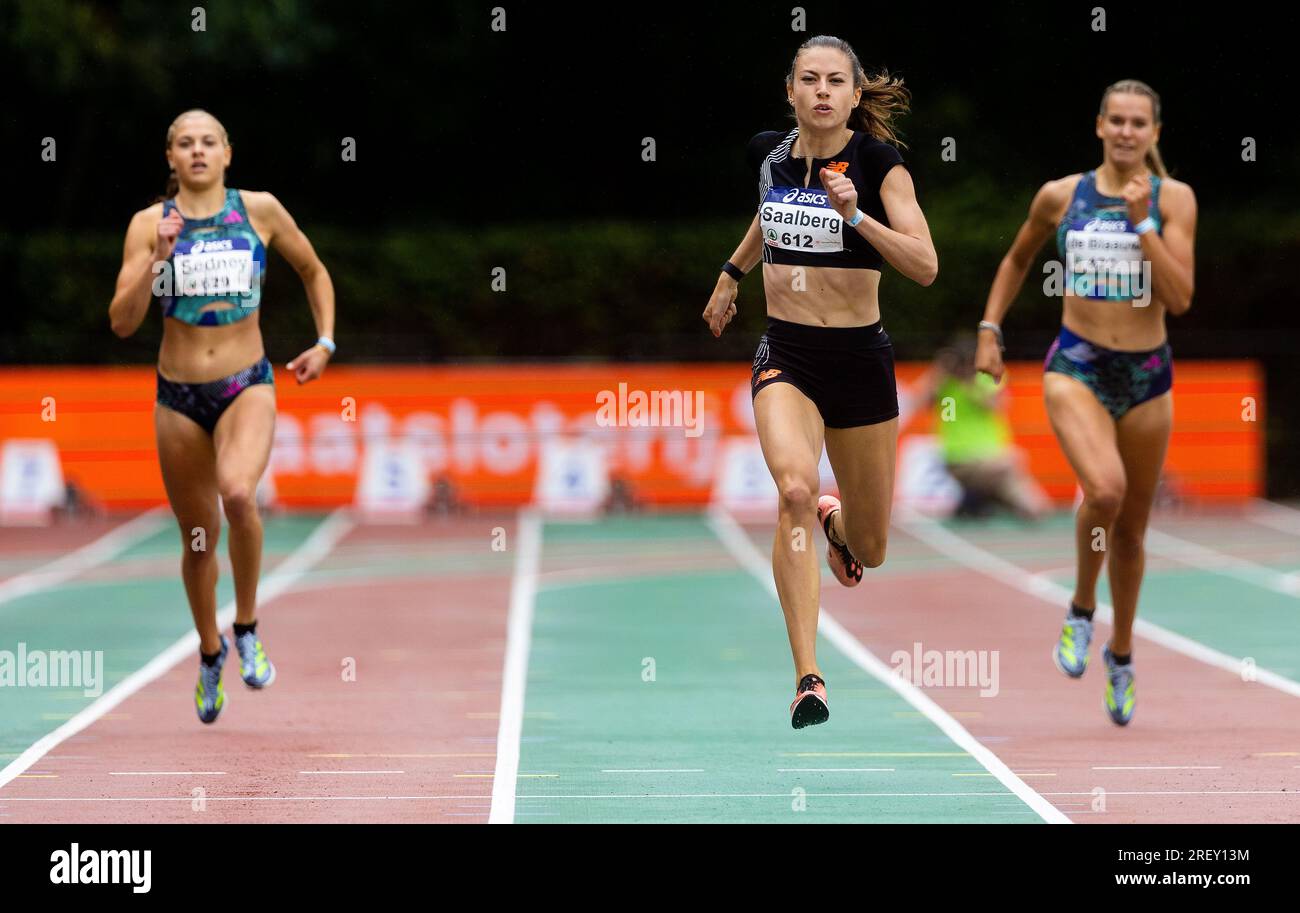 BREDA - Eveline Saalberg during the 400 meters final on the third day ...