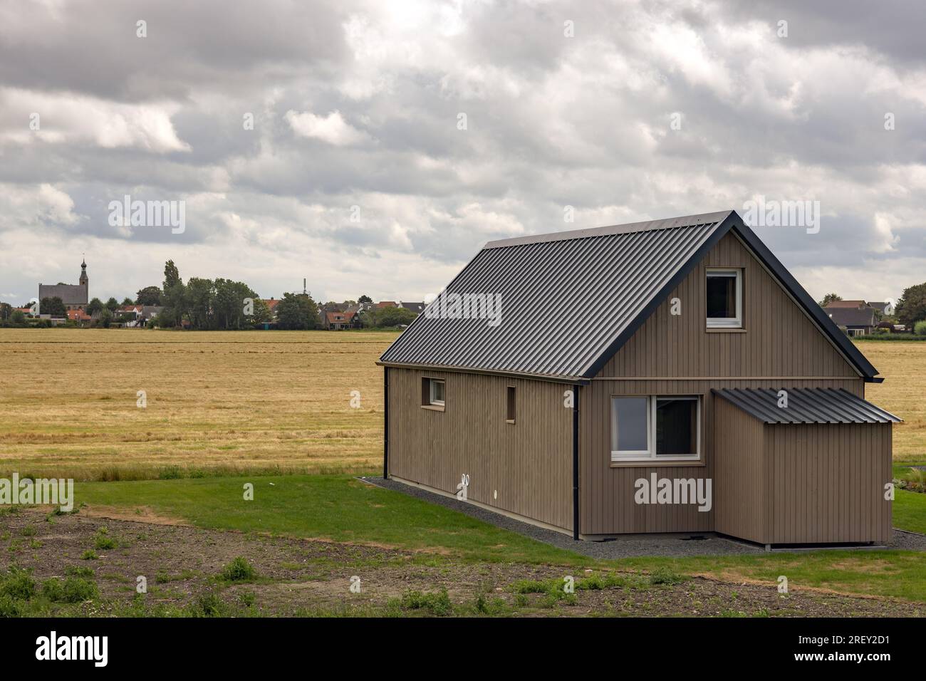 Simple house hi-res stock photography and images - Alamy