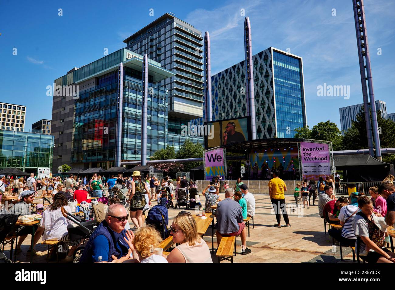 Salford Quays, MediaCityUK busy plaza area Stock Photo - Alamy