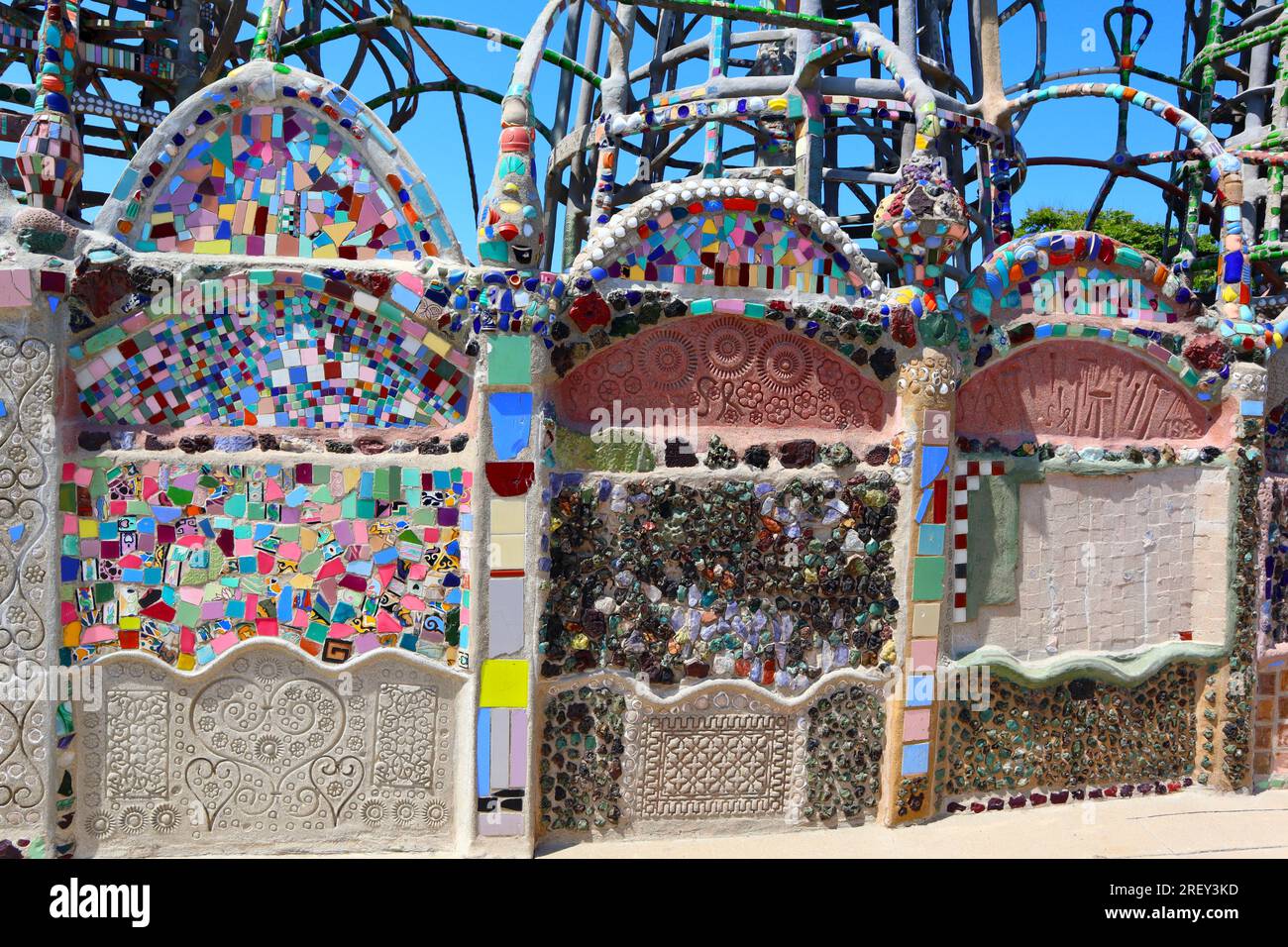 Los Angeles, California: detail of WATTS TOWERS by Simon Rodia ...