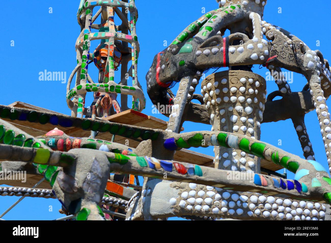 Los Angeles, California: detail of WATTS TOWERS by Simon Rodia ...